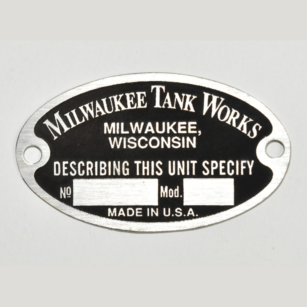 Milwaukee ID Tag - Vic's 66